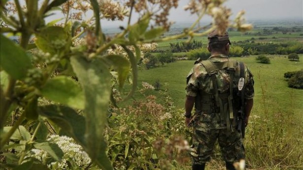Farc libera a policía que tenía secuestrado | Boletin de Noticias